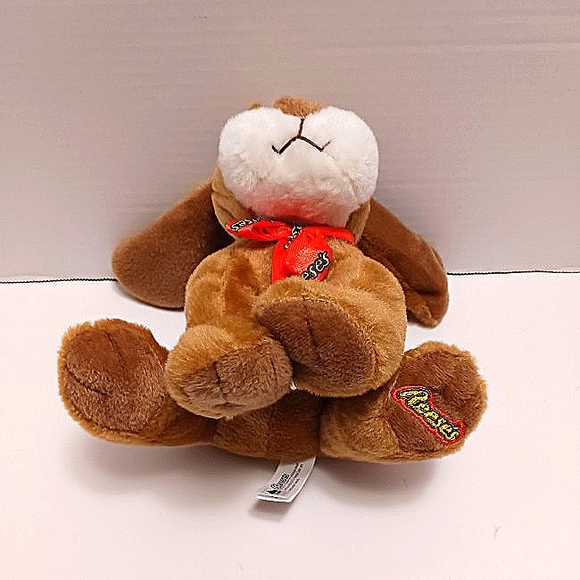 Galerie | Toys | Galerie Reeses Peanut Butter Cup 6 Ribbon Logo Paw ...